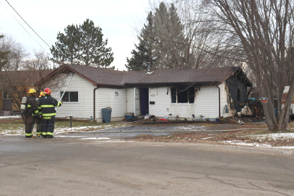 Fort Frances Fire Rescue Service responds to Sixth Street West house ...